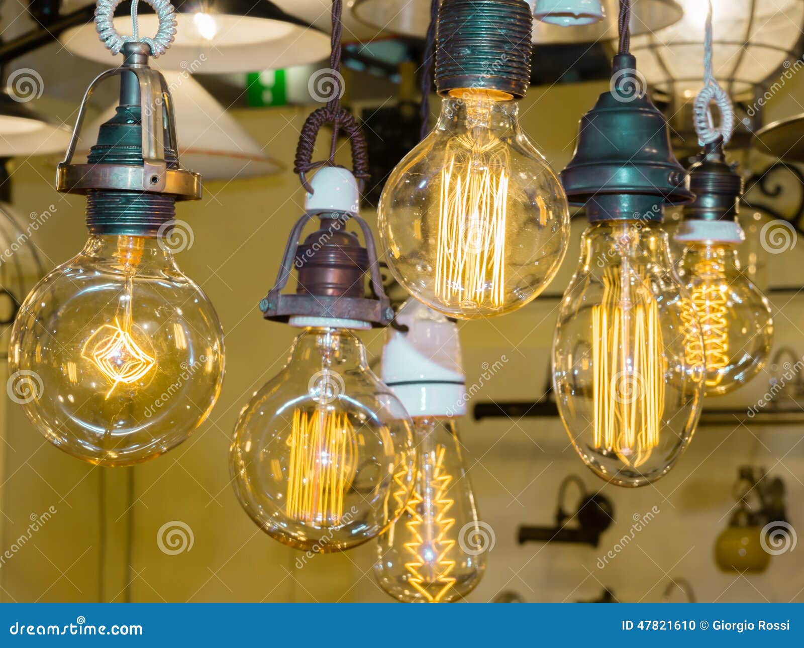 Old Carbon Light Bulb Filament Stock Photo - Image of brainstorm ...