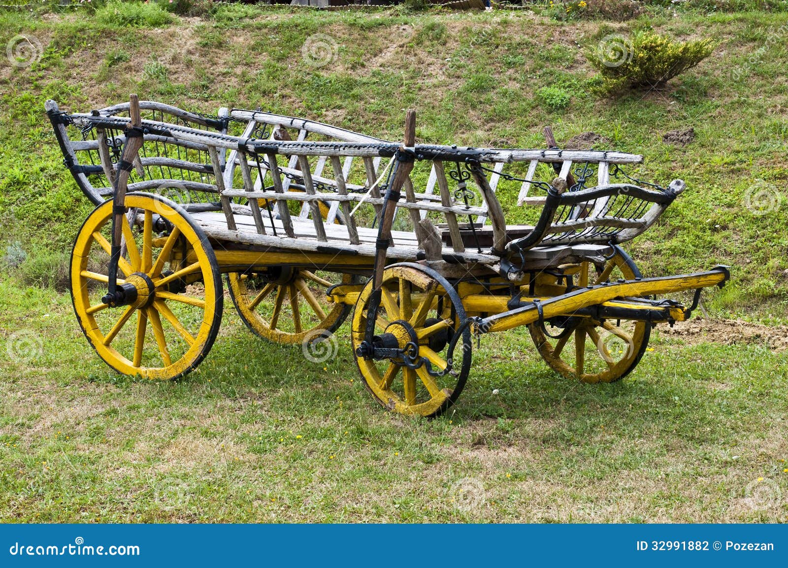 Old carriage stock photo. Image of farming, wheel, weathered - 32991882