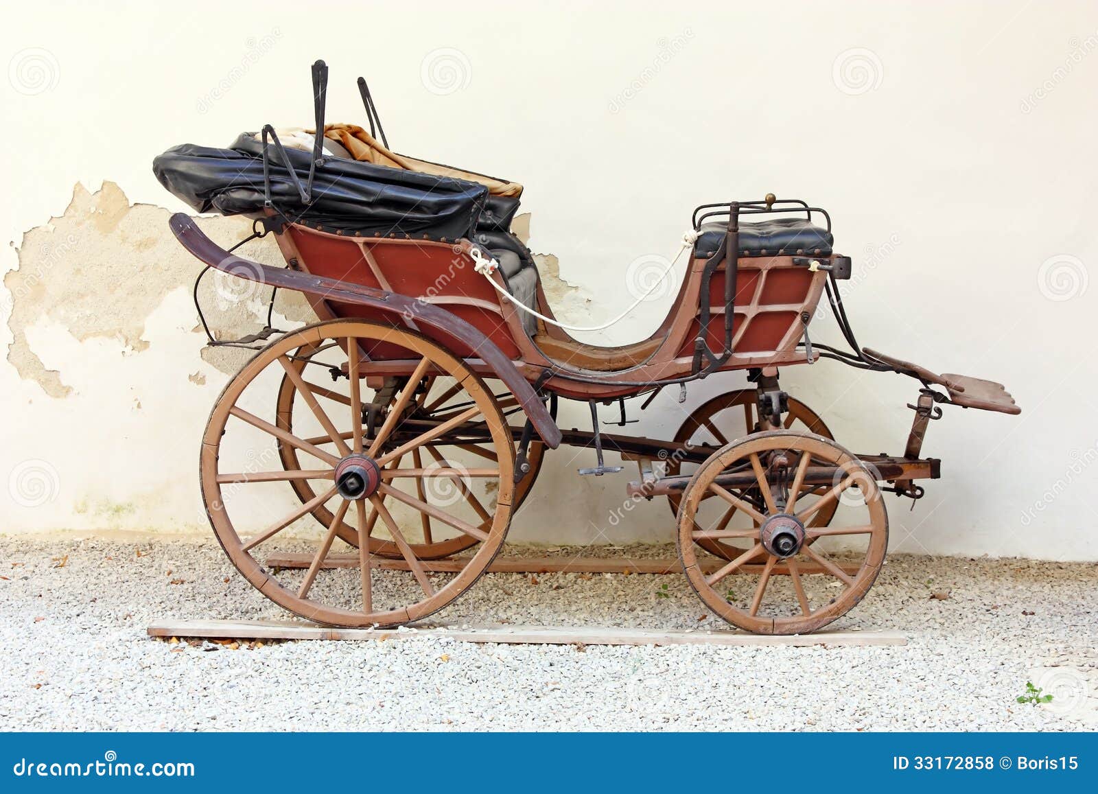 Old carriage stock photo. Image of transportation, transport - 33172858