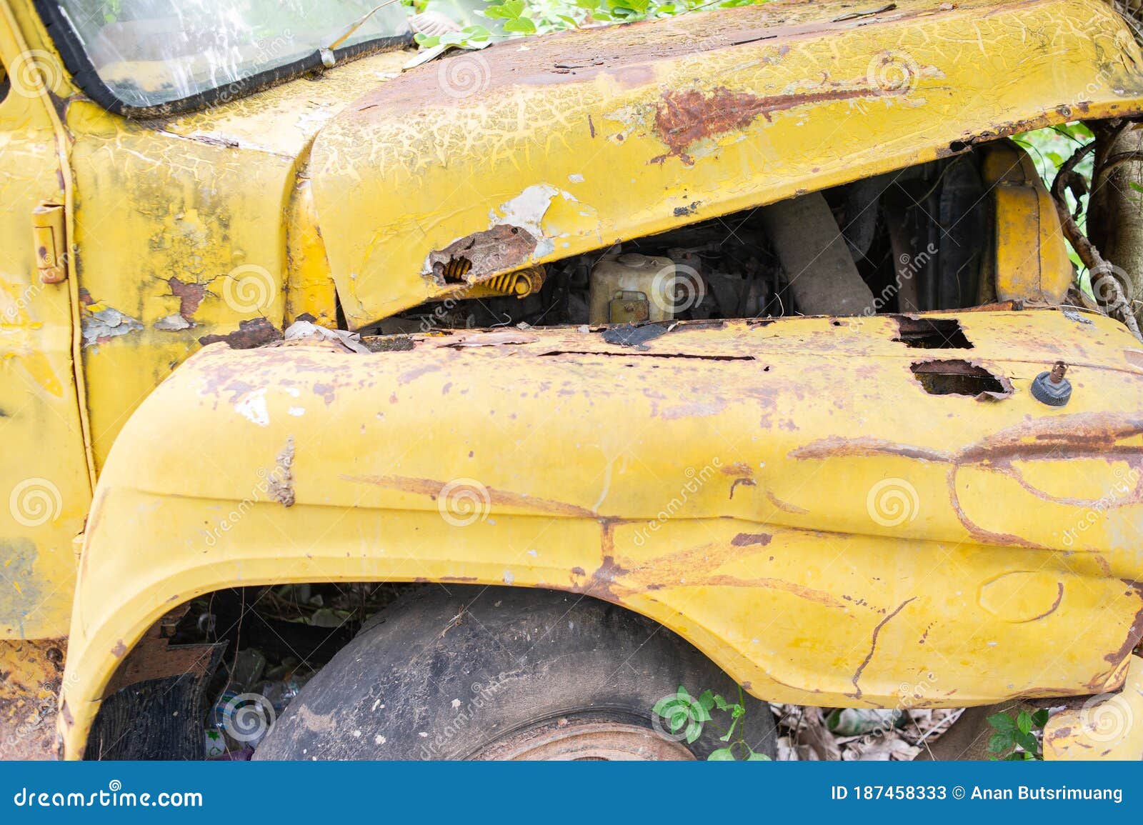 Old cars that rust stock image. Image of abstract, corrosion - 187458333