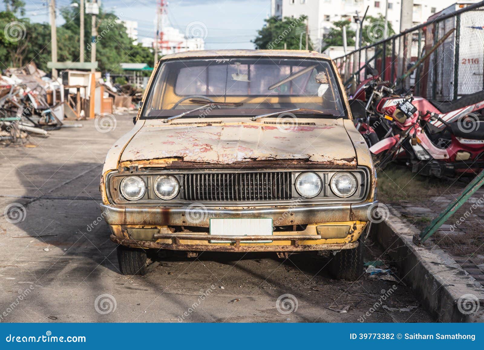 Old cars for scrap. stock photo. Image of scrap, junkyard - 39773382