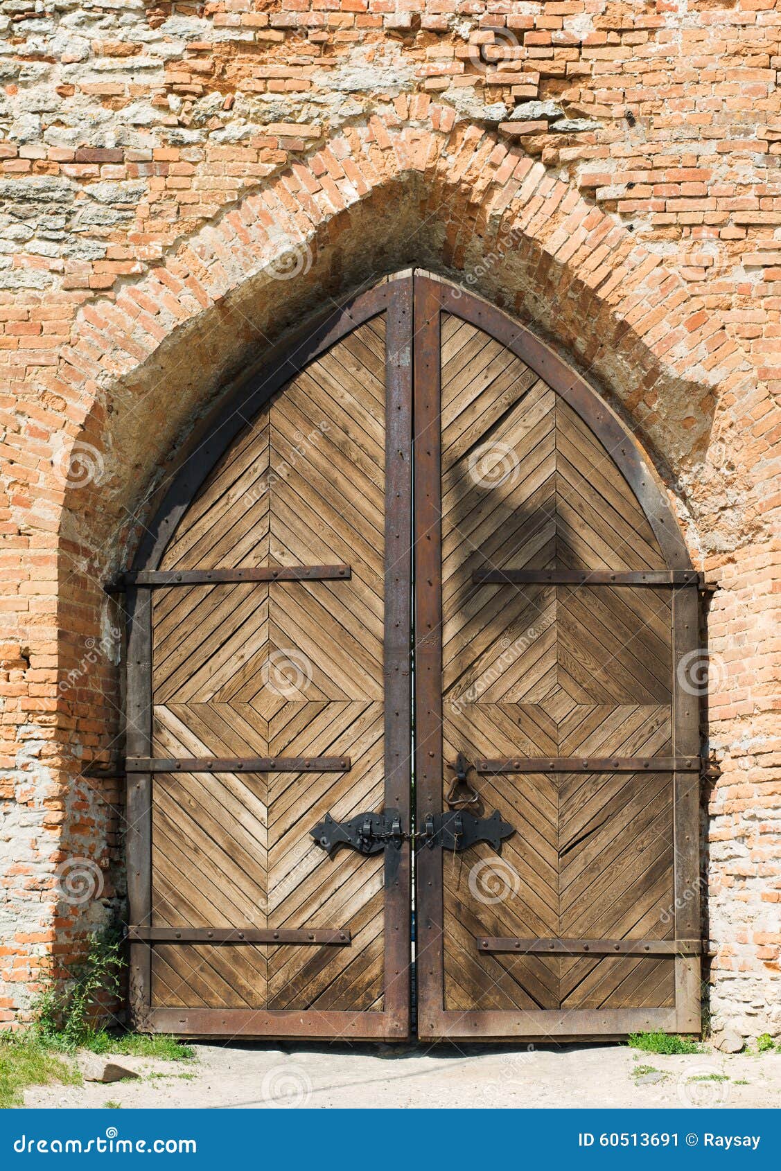 Old castle gate stock image. Image of brick, castle, entrance - 60513691