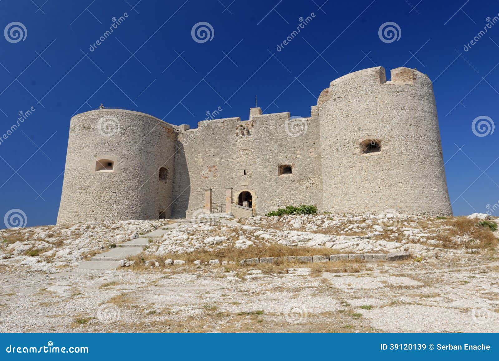 Old castle stock image. Image of hillside, scenic, defensive - 39120139
