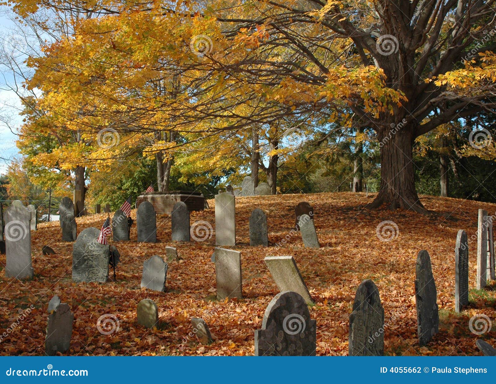 Old Cemetery in October stock photo. Image of england - 4055662