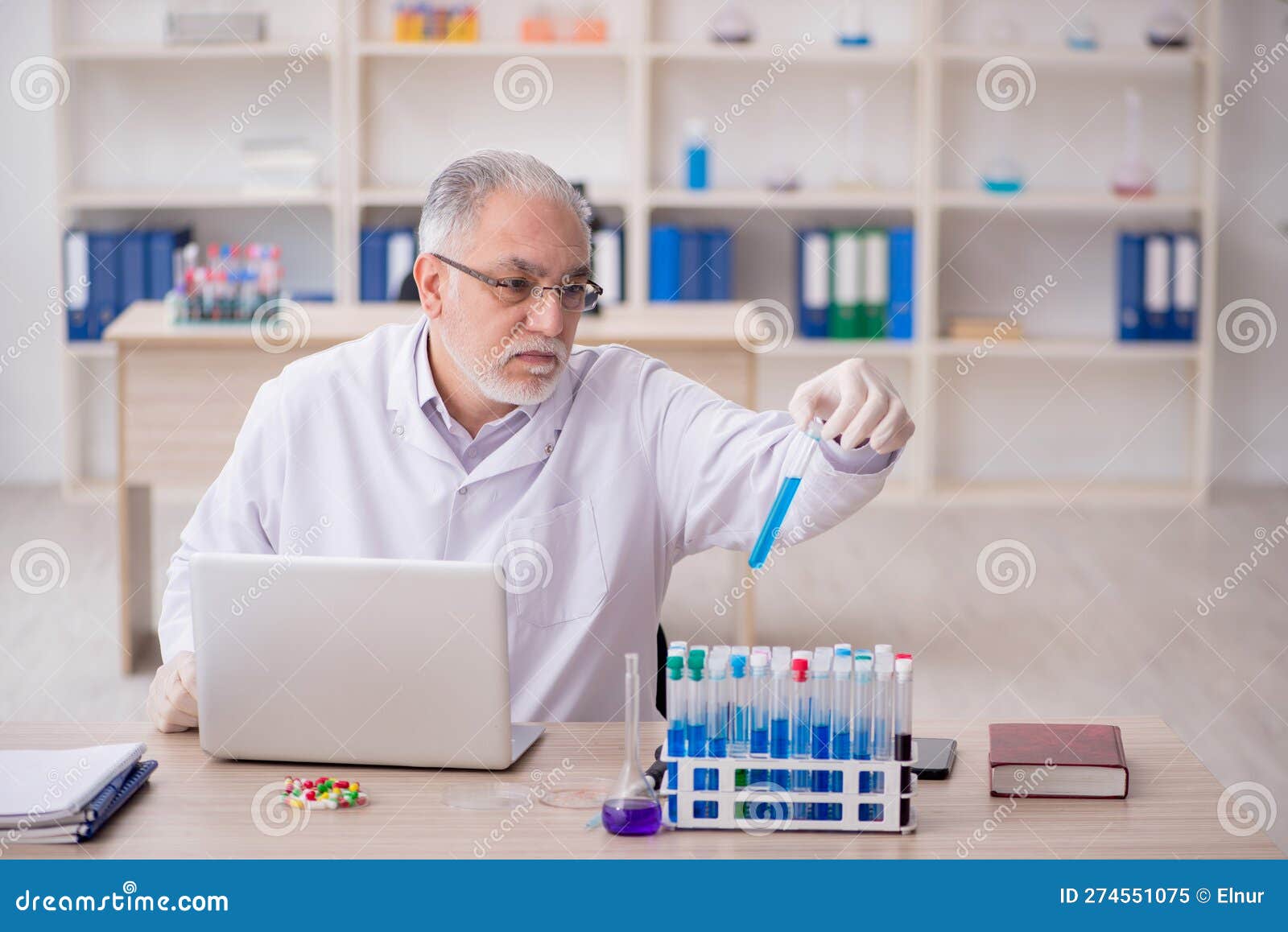 Old Male Chemist Working at the Lab Stock Image - Image of internet, looking: 274551075