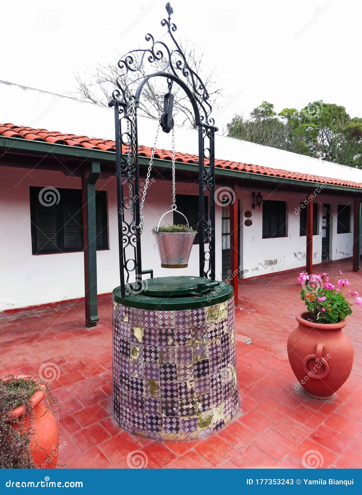 Old Cistern in a Colonial Courtyard Stock Image - Image of style, white ...