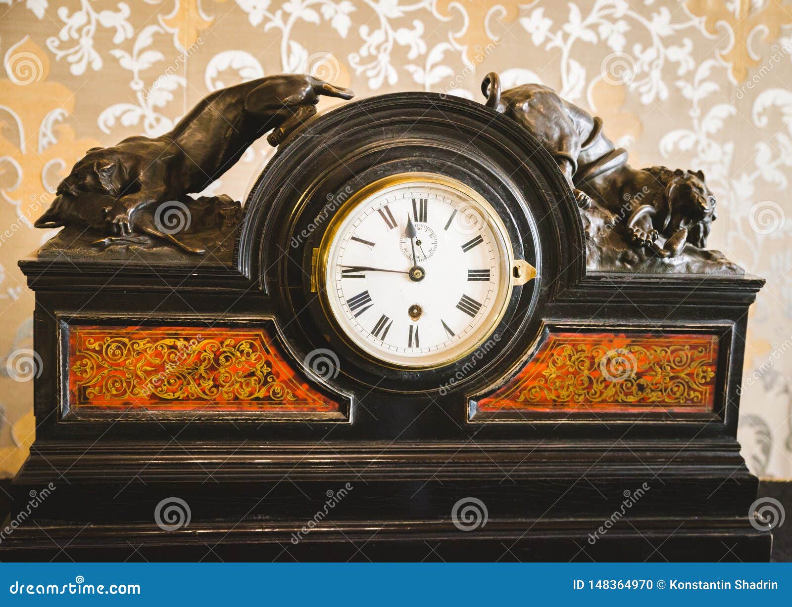 Old clock showing 8 hours stock photo. Image of cooperation - 148364970