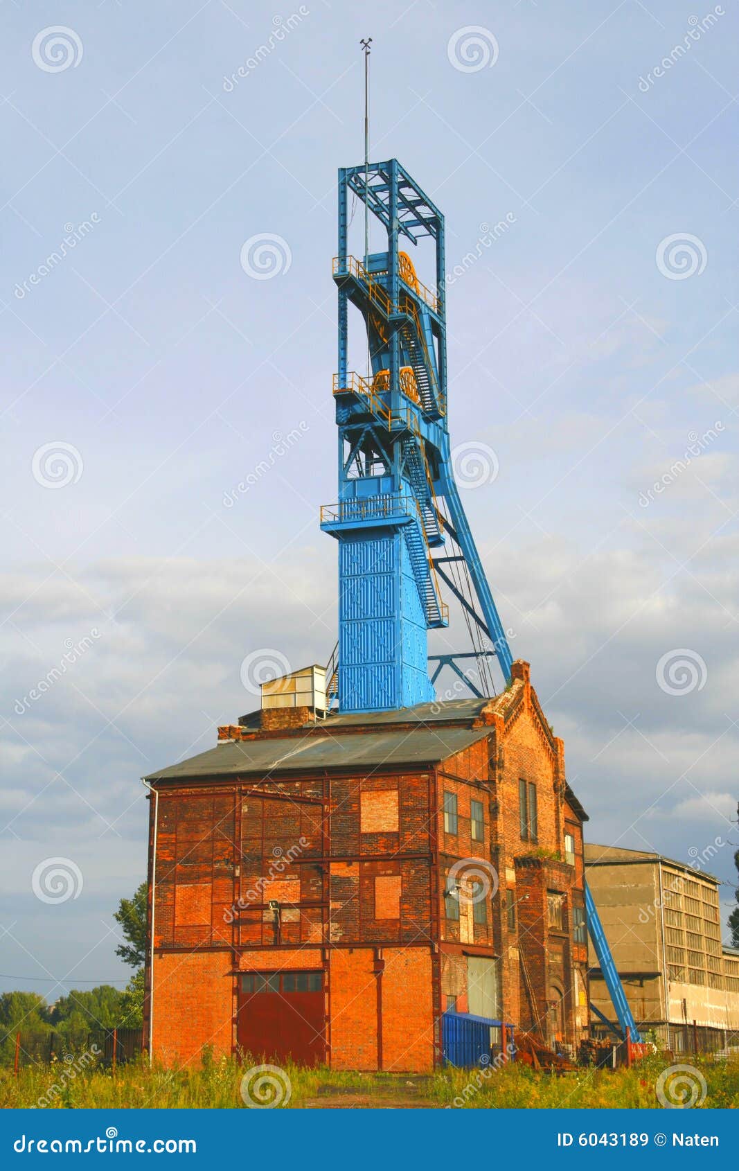 Old coal mine shaft stock image. Image of bytom, structure - 6043189