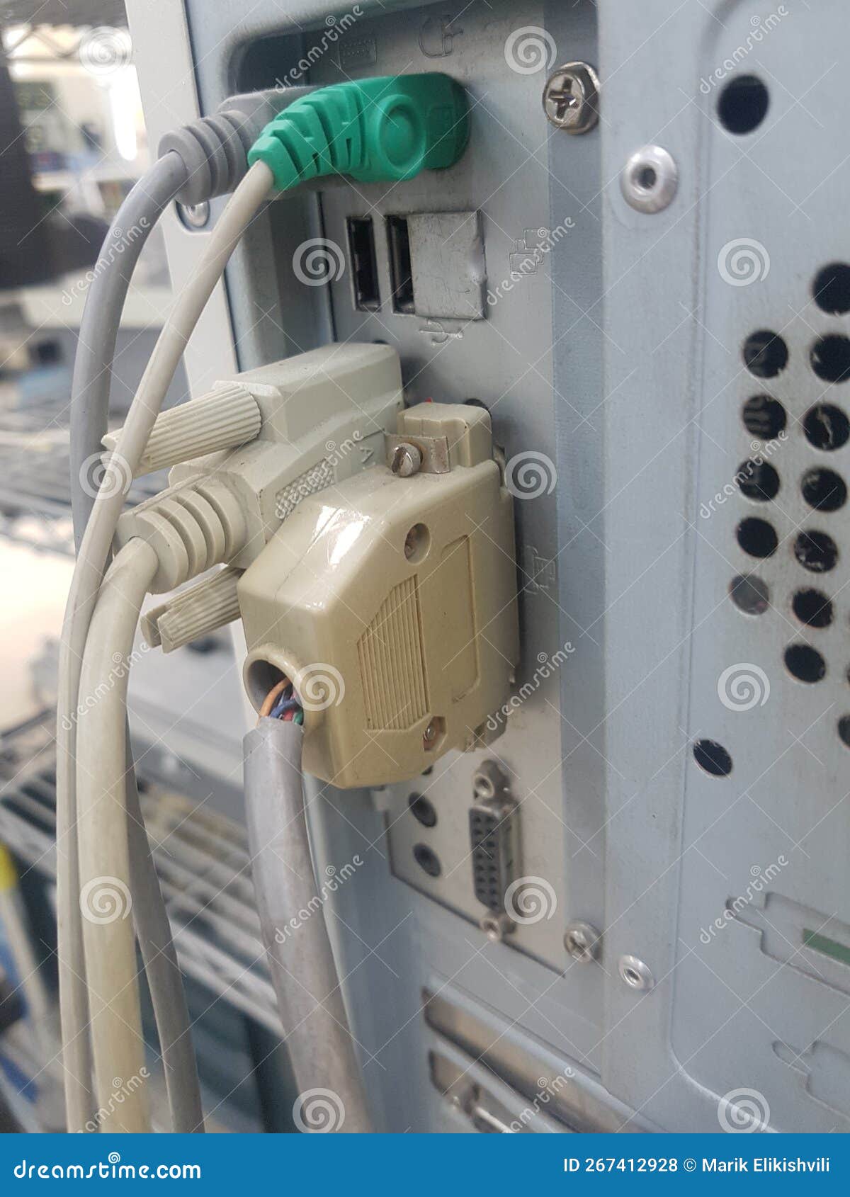 Serial Cables Royalty-Free Stock Photography | CartoonDealer.com #4161851