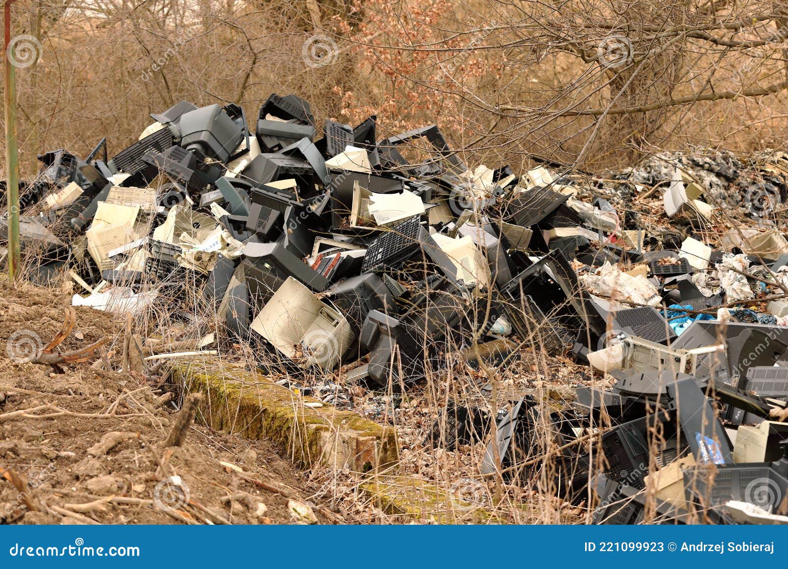 Old Computers and Monitors Abandoned in the Suburbs Editorial Stock ...