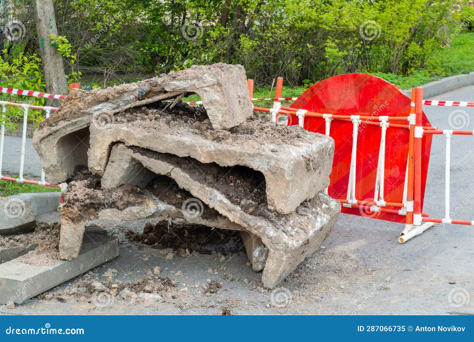 Old Concrete Structures Recovered from the Ground during the Repair of ...