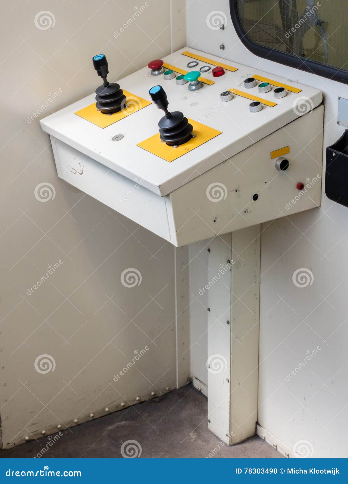Old Control Panel, Aviation Bridge Editorial Image - Image of equipment ...