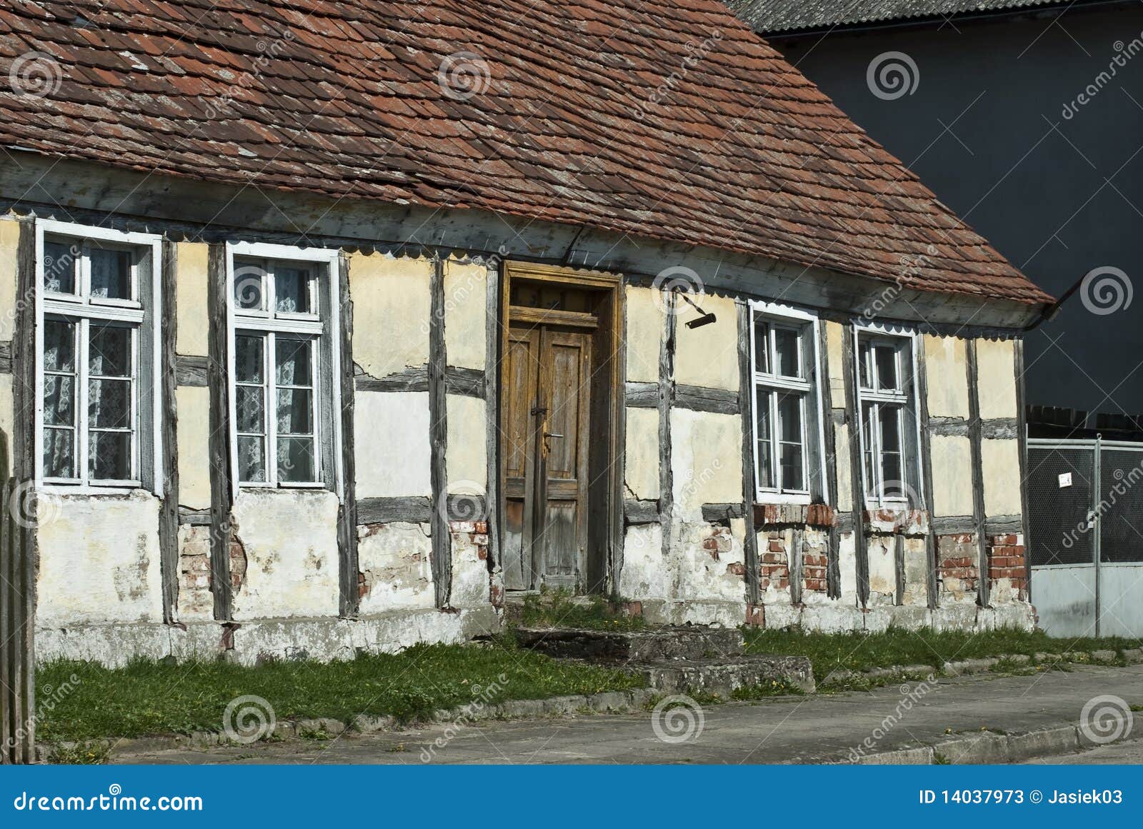 Old country house stock image. Image of lifestyle, design - 14037973