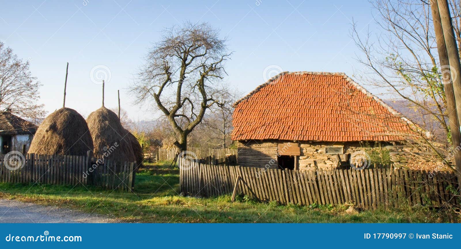 Old Country House stock image. Image of yard, tree, fall - 17790997