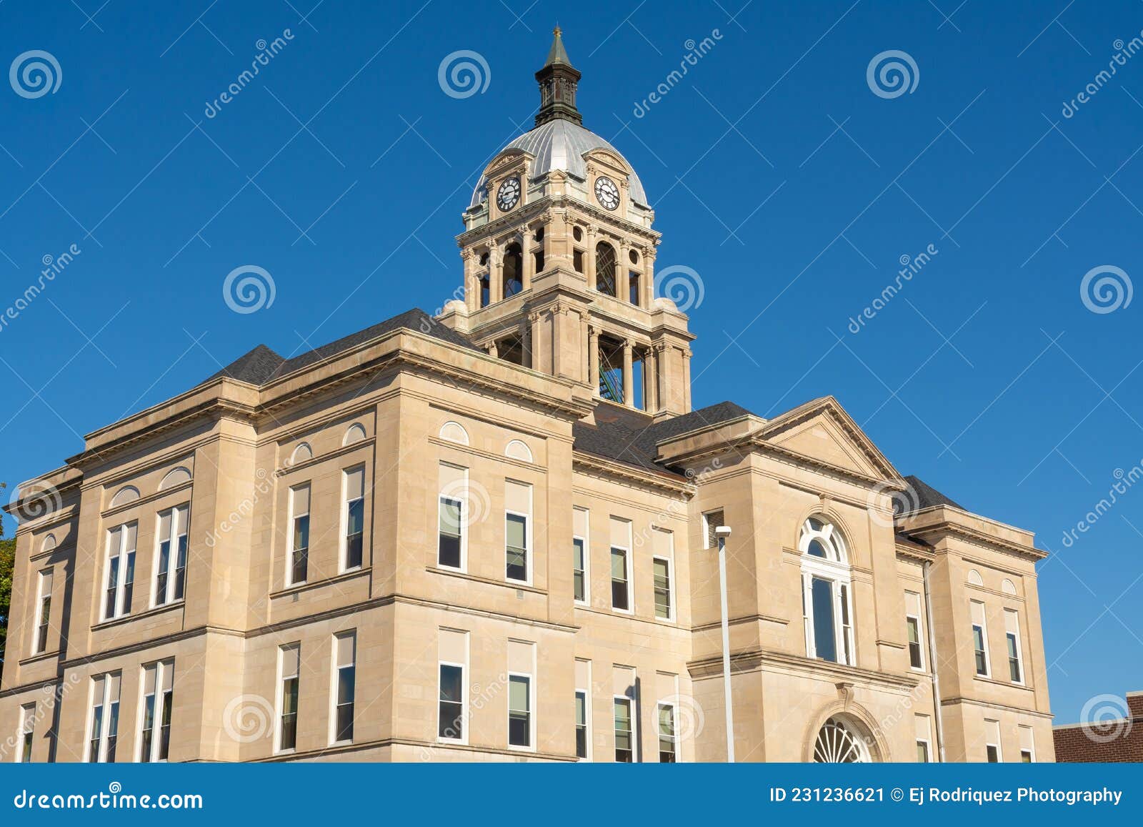 Old courthouse stock image. Image of exterior, justice - 231236621