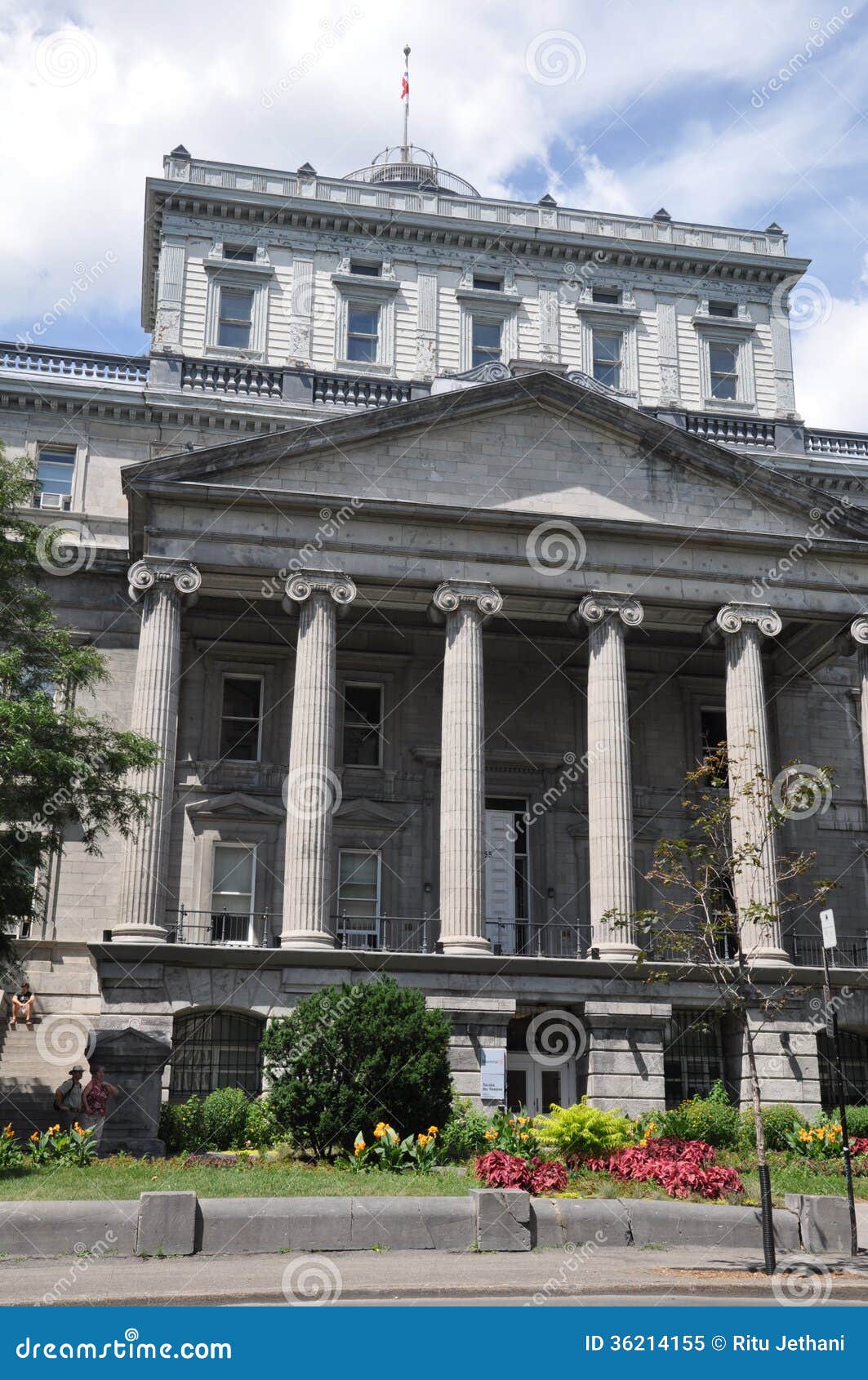 Old Courthouse in Montreal stock image. Image of canada - 36214155