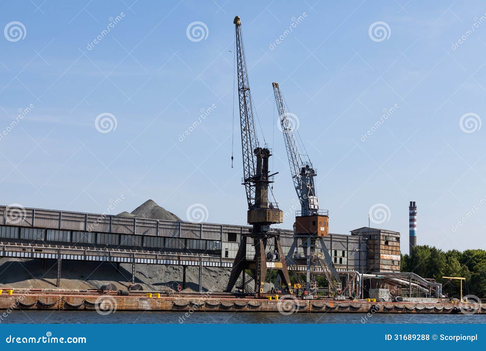 Old Cranes stock photo. Image of fulcrum, harbor, chimney - 31689288