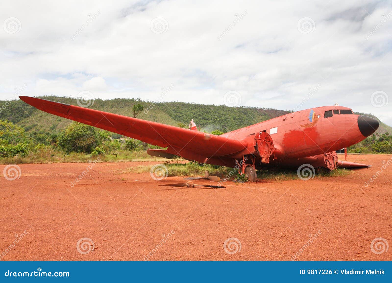 Old crashed plane stock photo. Image of damaged, aviator - 9817226