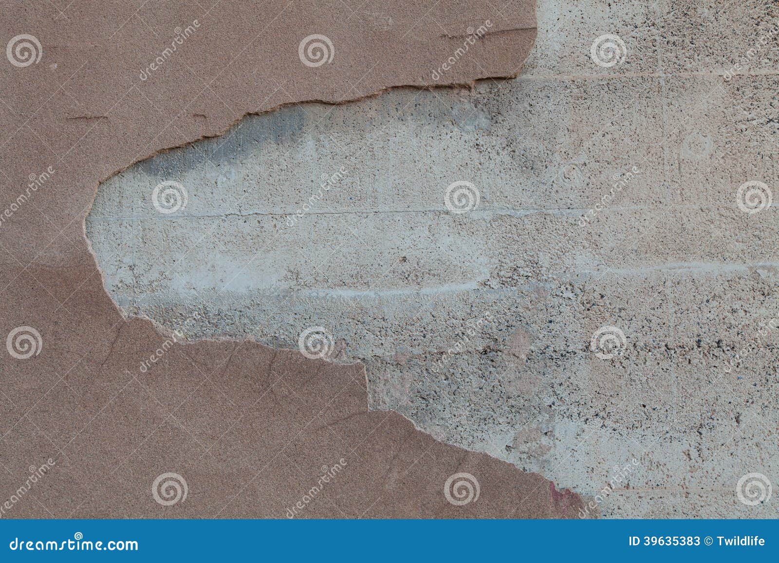 Old Crumbling Wall stock image. Image of weathered, cement - 39635383