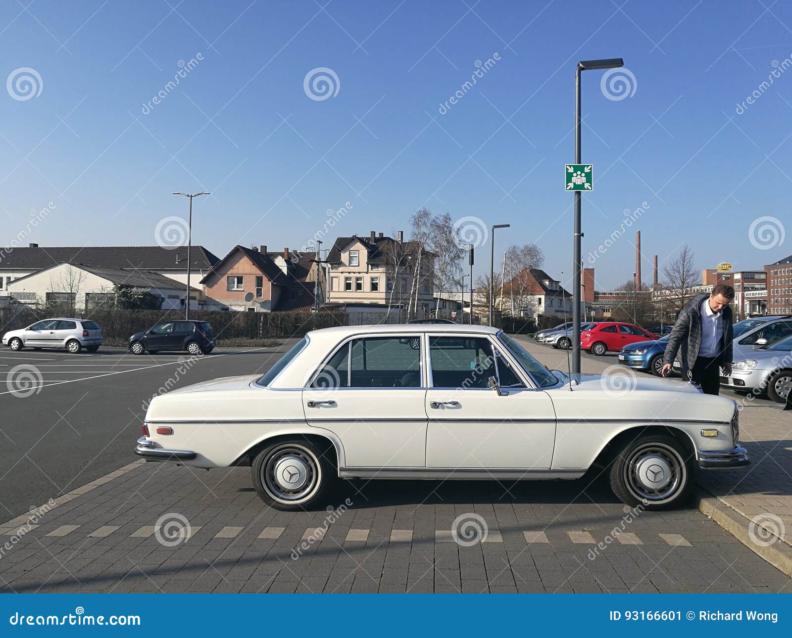 Old Daimler Mercedes-benz Stopping in the Park Editorial Photo - Image ...