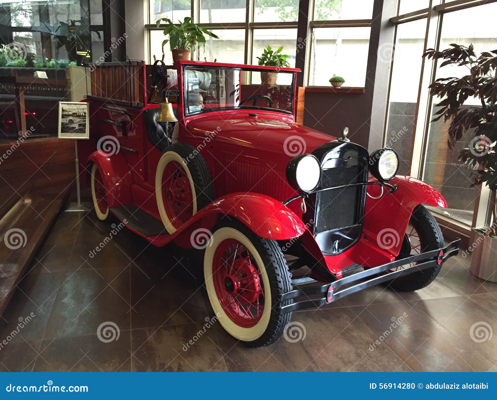 Old days editorial image. Image of nice, historic, automobile - 56914280