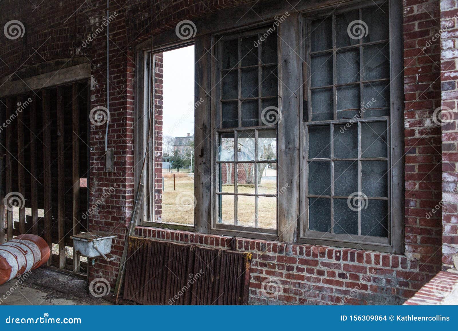 Old Decaying Brick Building Stock Photo - Image of exterior, historic ...