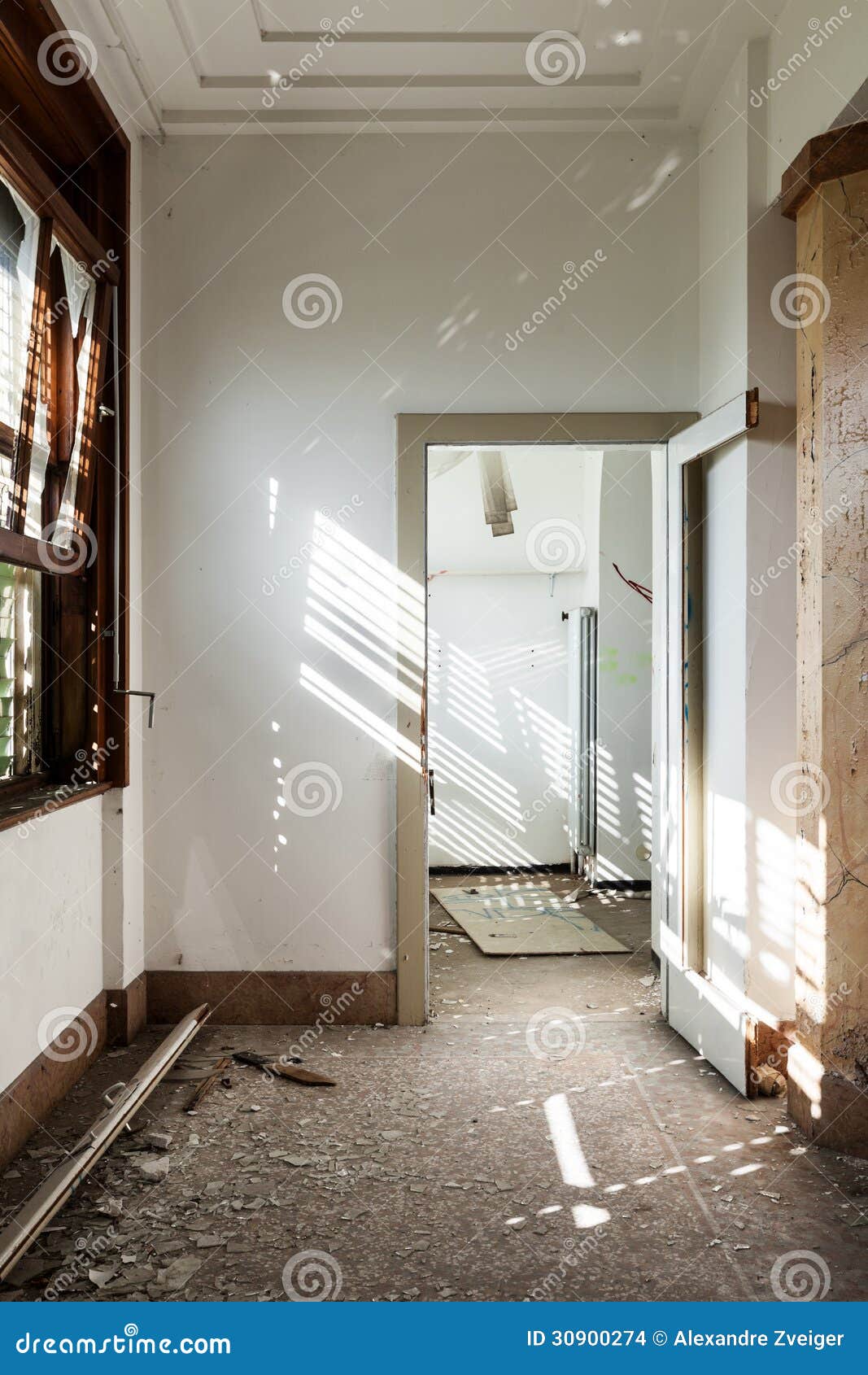 Old destroyed room stock photo. Image of slums, decadence - 30900274