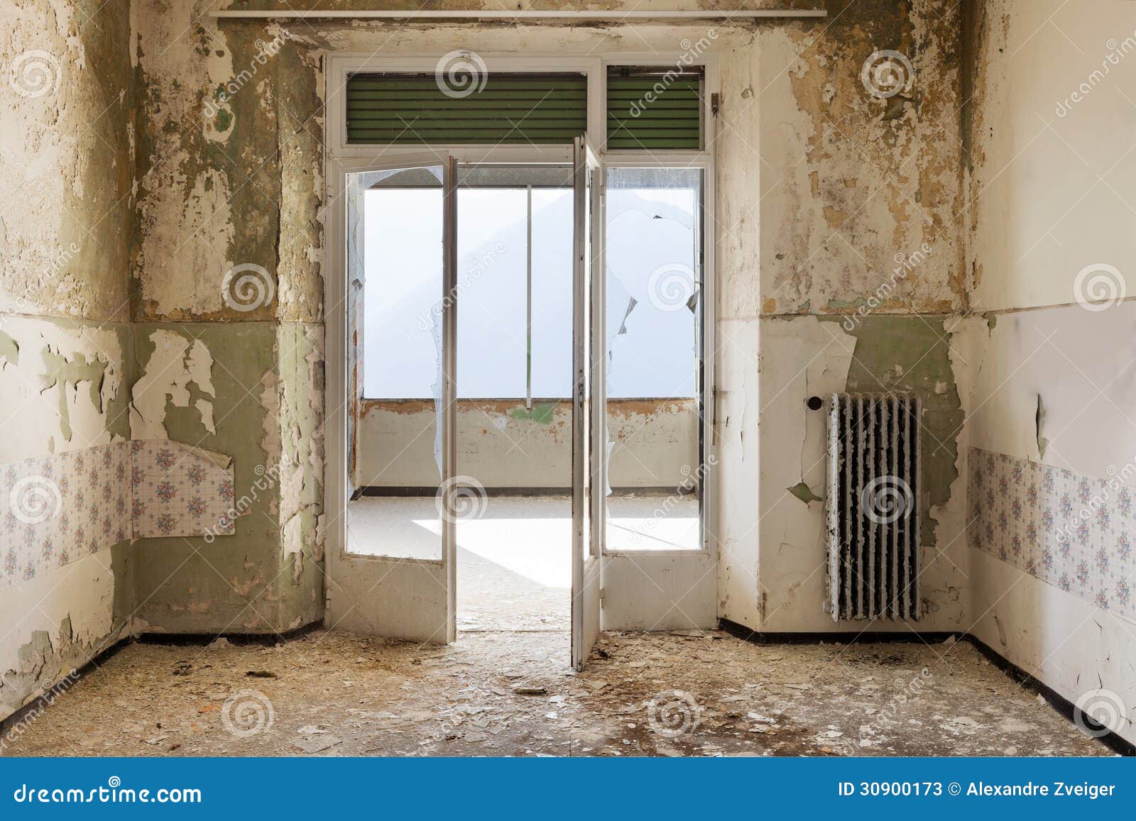 Old destroyed room stock image. Image of interior, wall - 30900173