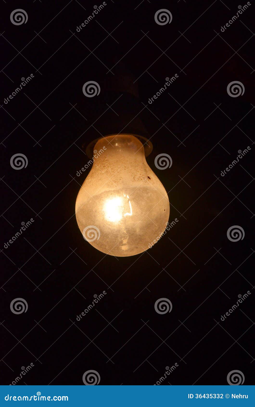 Old dirty lightbulb stock photo. Image of contactor, background - 36435332