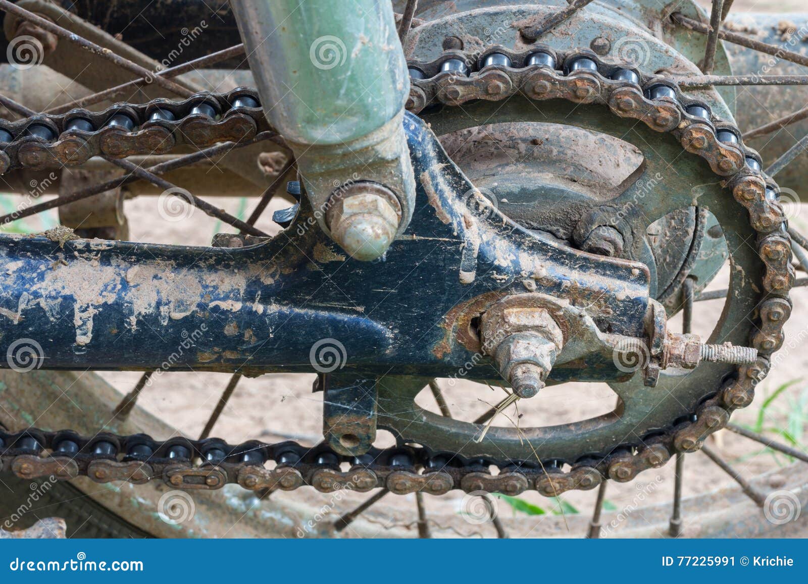 Old and Dirty Motorcycle Chain Stock Image - Image of gear, bike: 77225991