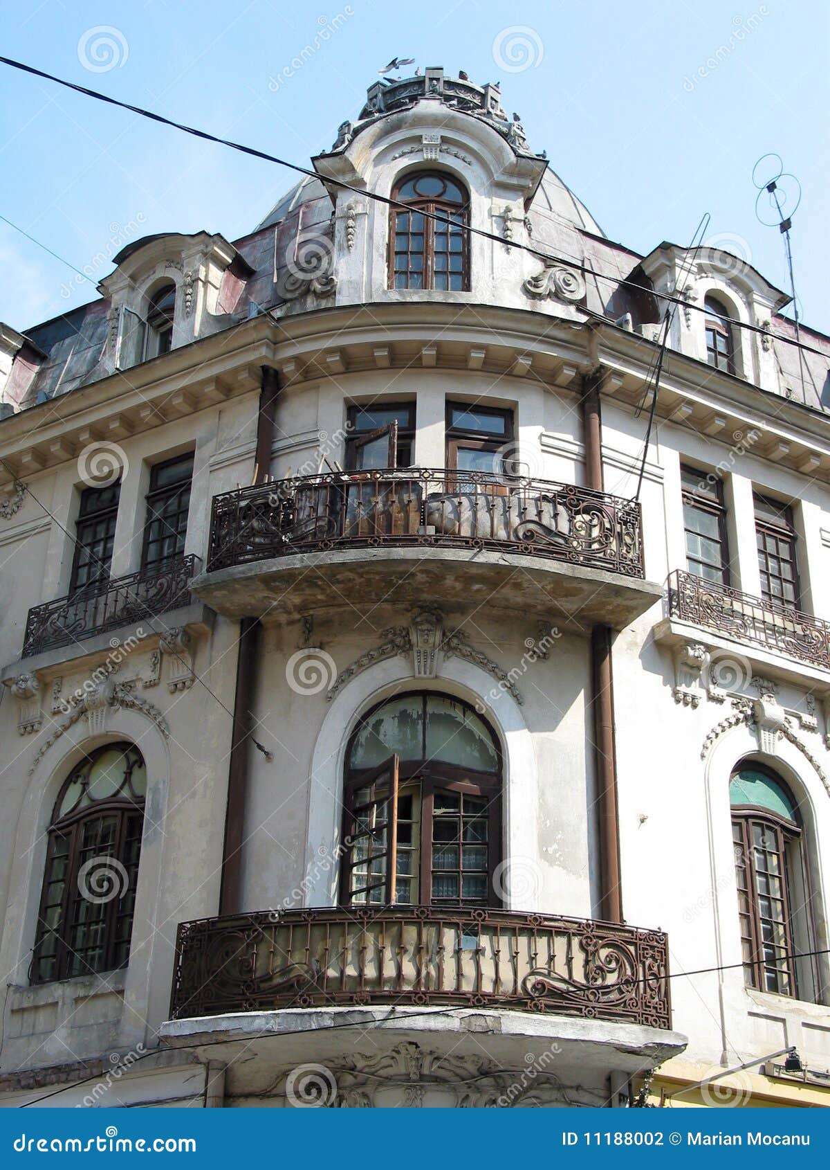Old dome stock photo. Image of traffic, balcony, bucuresti - 11188002