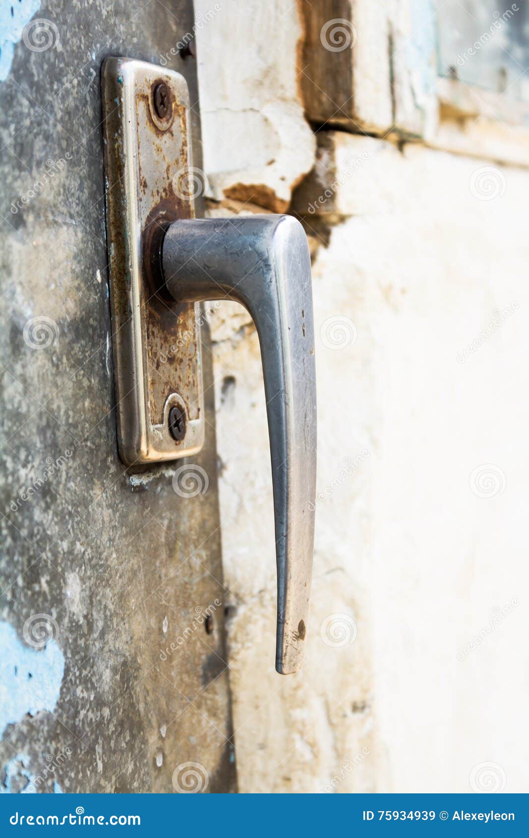 Old door handle stock image. Image of estate, macro, history - 75934939