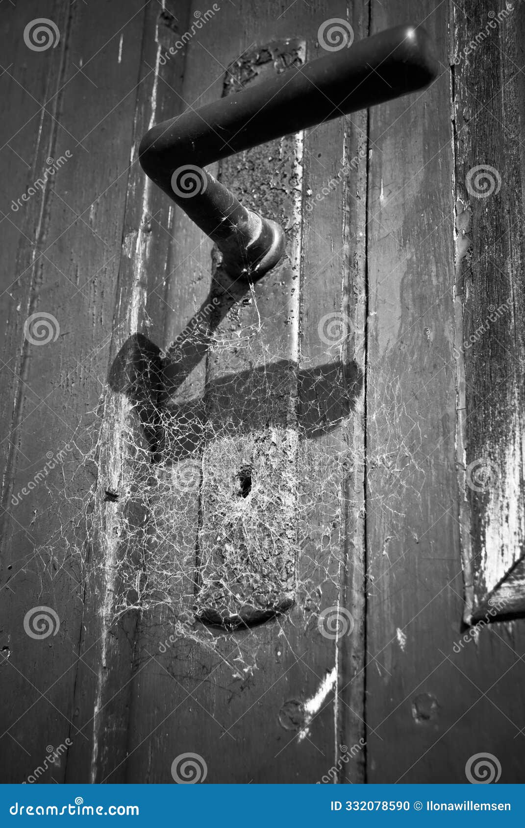 Old door handle stock photo. Image of spooky, ruin, decay - 332078590