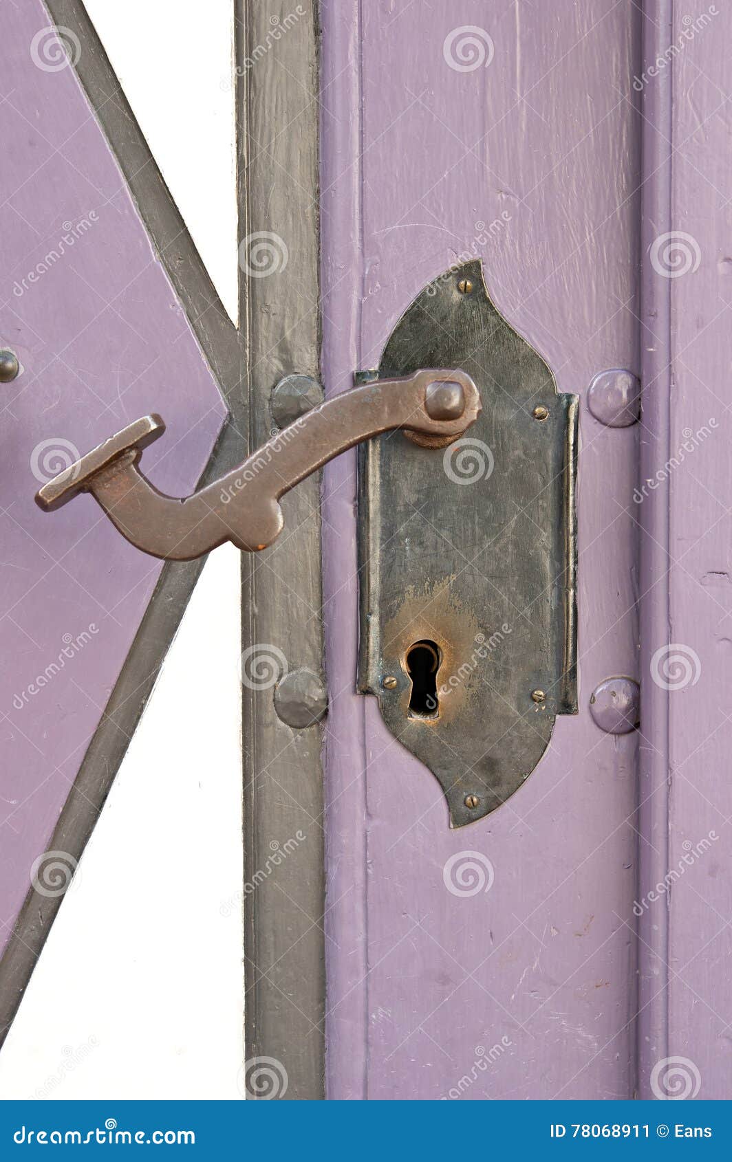 Old door lock and handle stock image. Image of house - 78068911