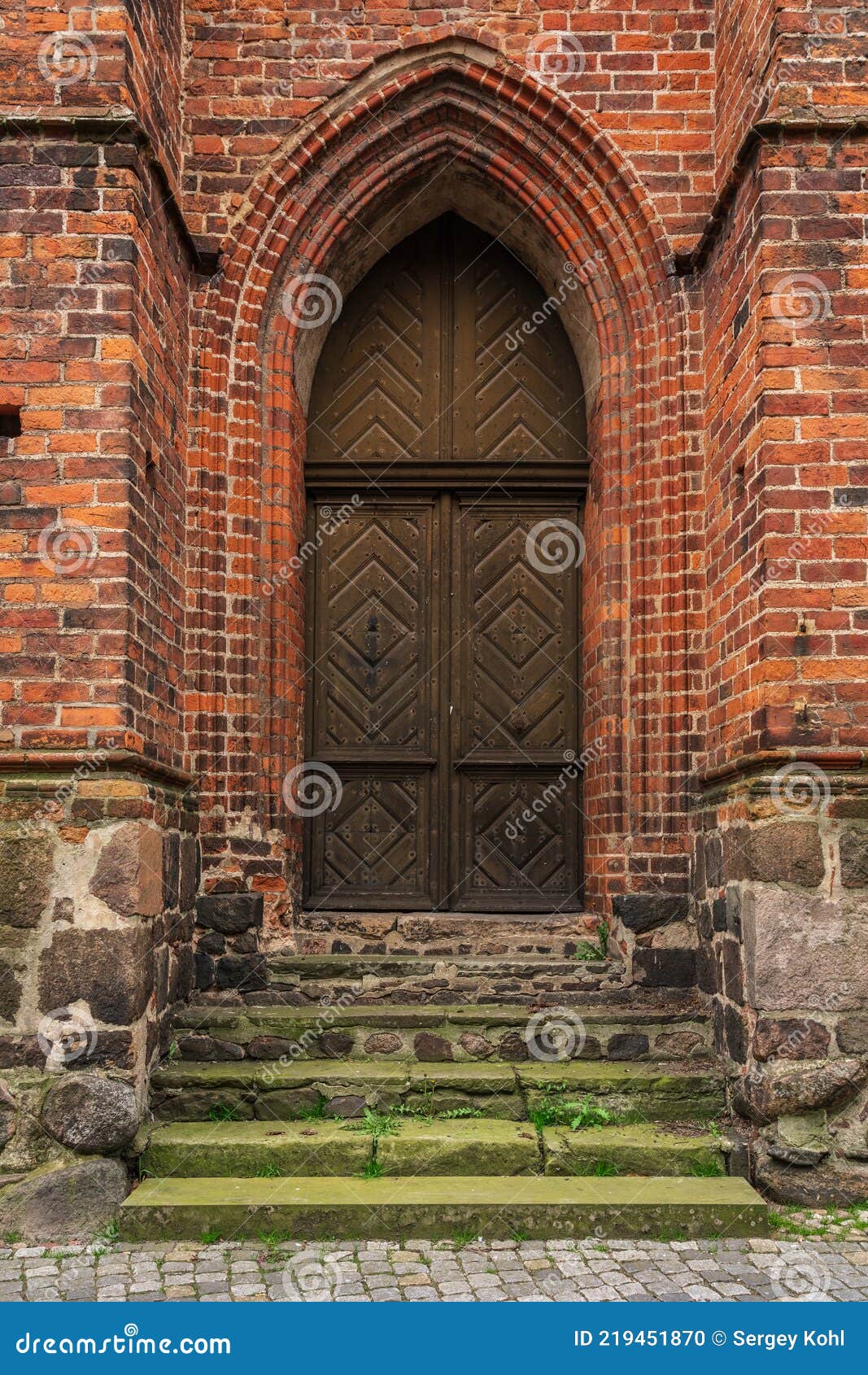Old Doors in the Gothic Style Stock Photo - Image of wood, history ...