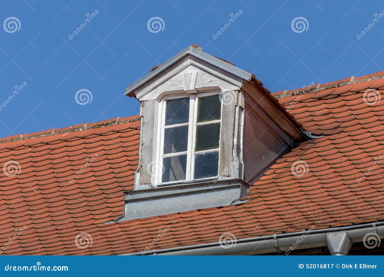Old dormer stock image. Image of tile, contrast, anticlimax - 52016817