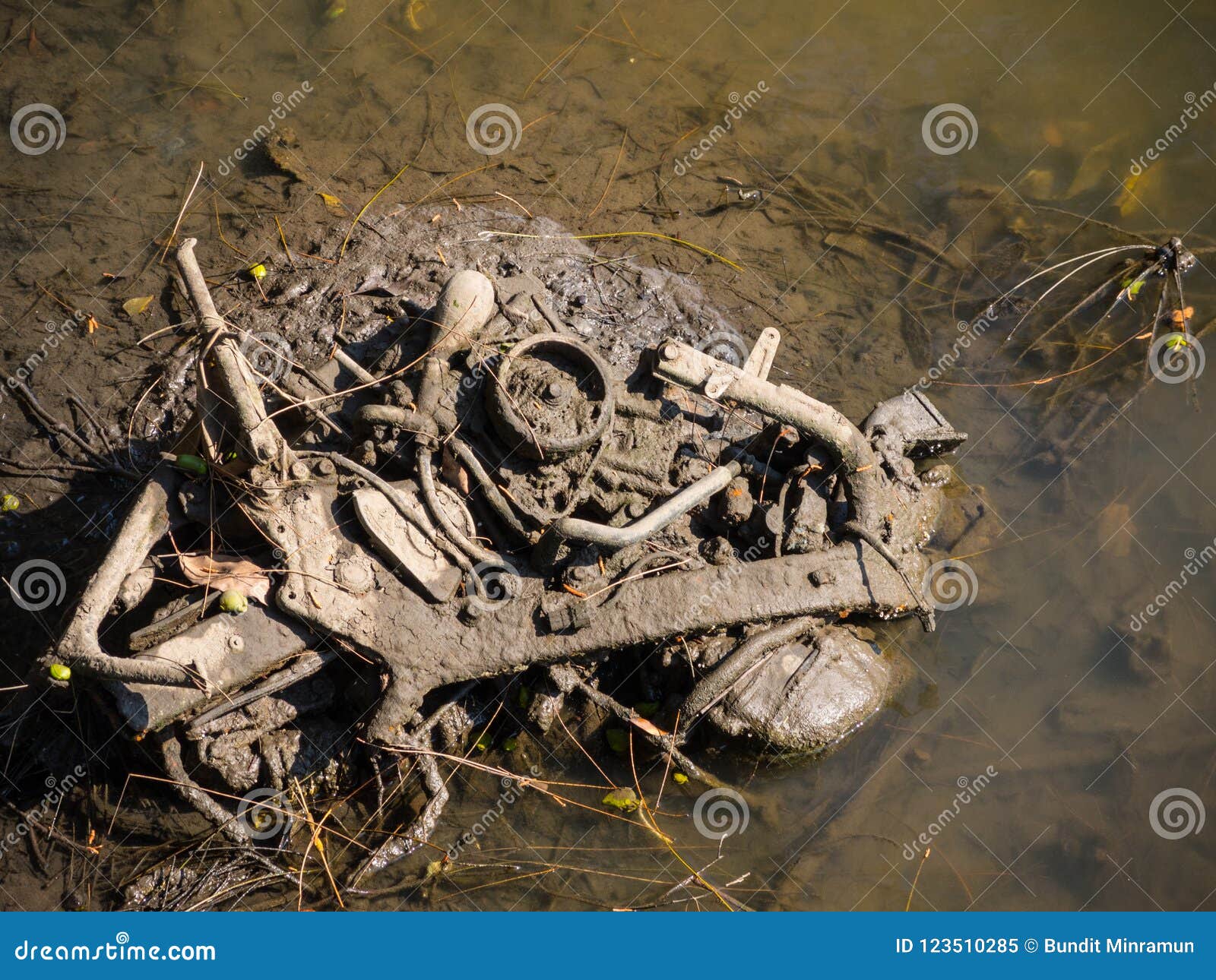 Old Dumped Motorcycle Engine on the Riverbed at Low Tide Sydney ...