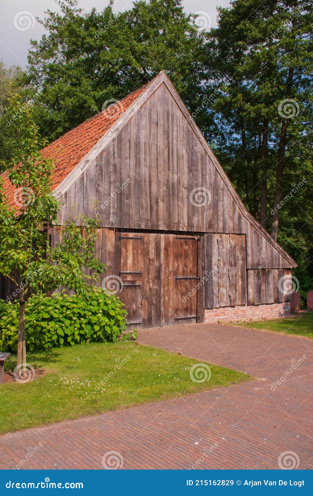 Old Dutch Barn in Ootmarsum, Overijssel, the Netherlands Stock Image ...
