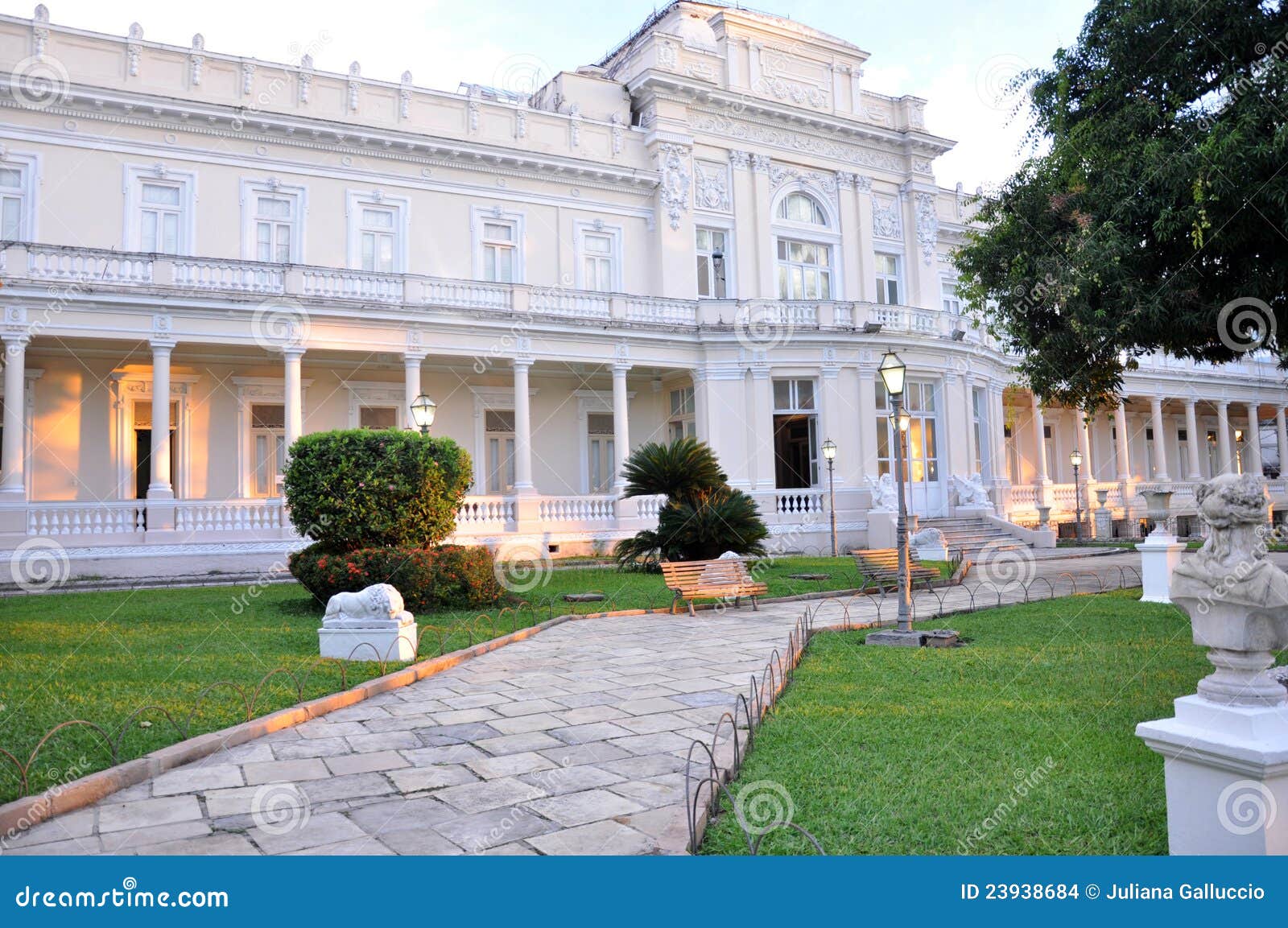 Old elaborate mansion stock photo. Image of outdoor, mansion - 23938684