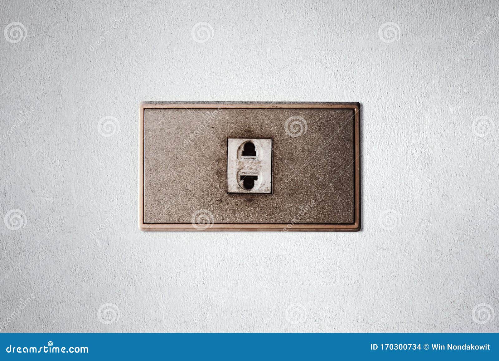 Old Electric Socket on Wall Stock Photo - Image of appliance, energy ...