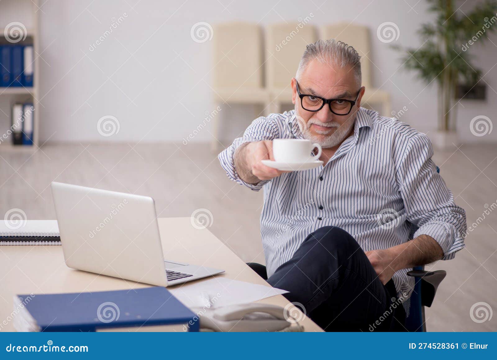 Old Male Employee Drinking Coffee during Break Stock Image - Image of ...