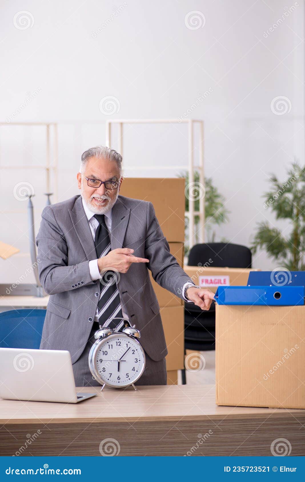 Old Male Employee in Relocation Concept Stock Image - Image of layoff ...