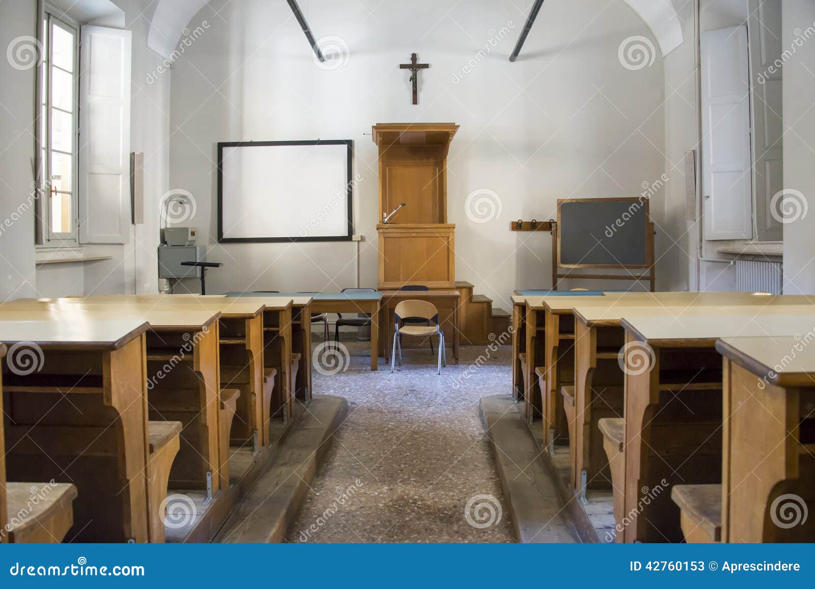 Old Empty College Classroom Stock Image - Image of center, empty: 42760153