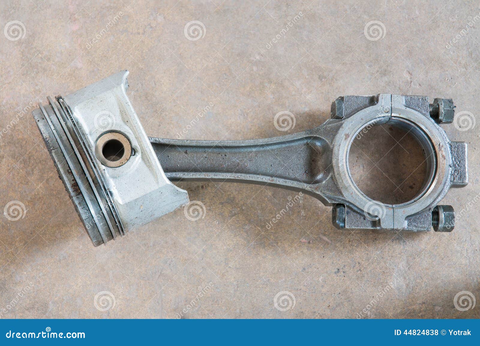 Old engine piston stock photo. Image of machine, diesel - 44824838