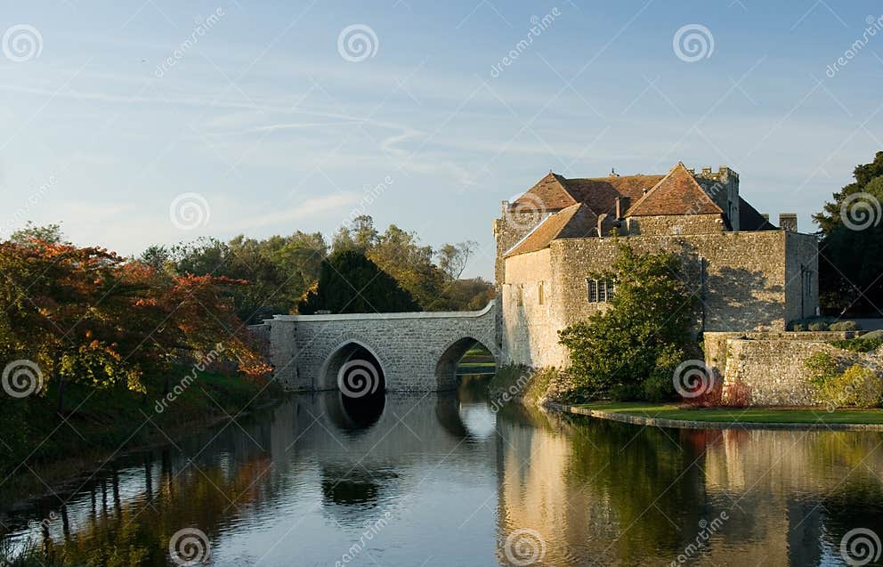Old English Castle stock image. Image of masonry, scenic - 3654901