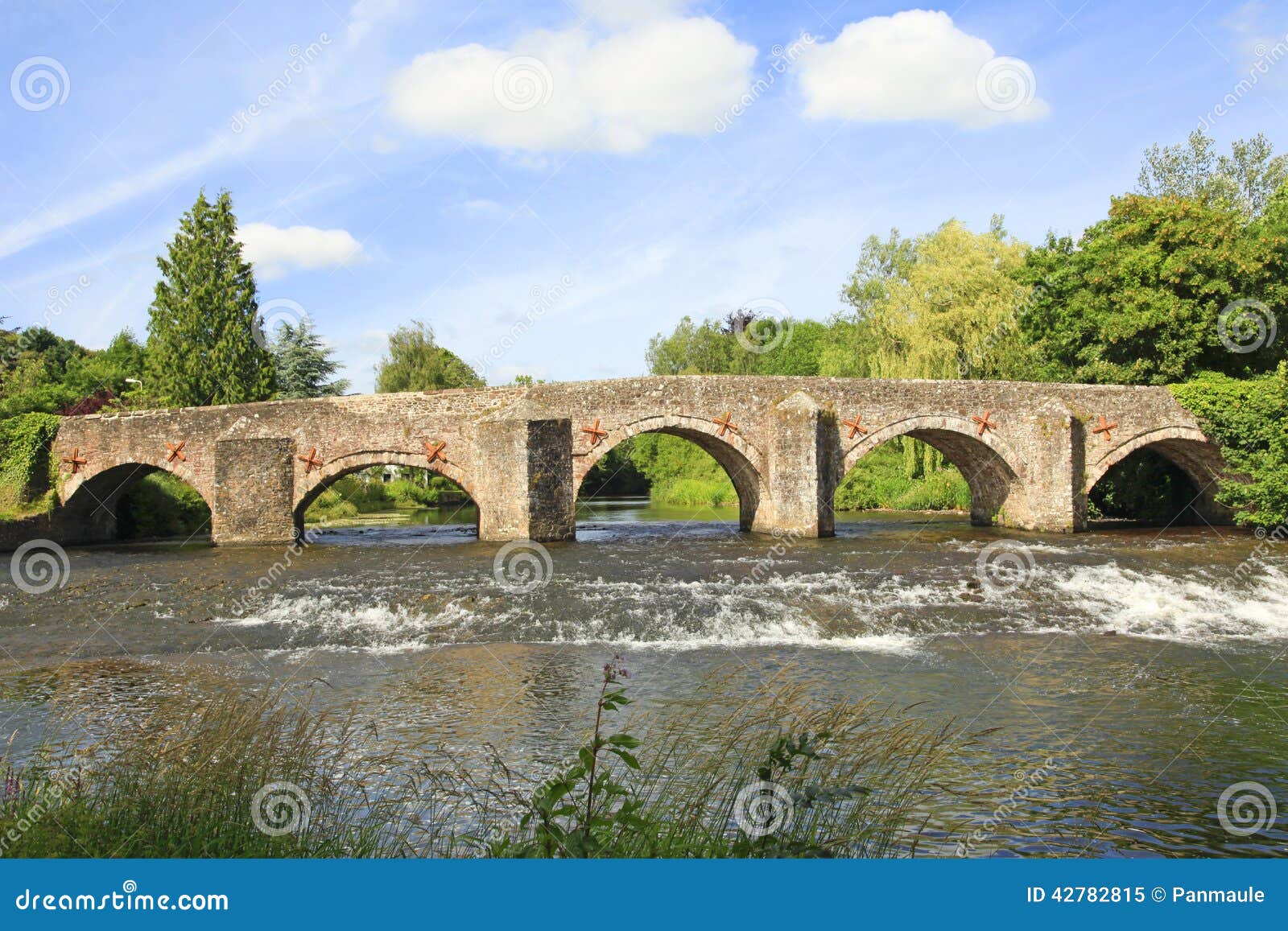 Old English Stone Bridge stock image. Image of beautiful - 42782815