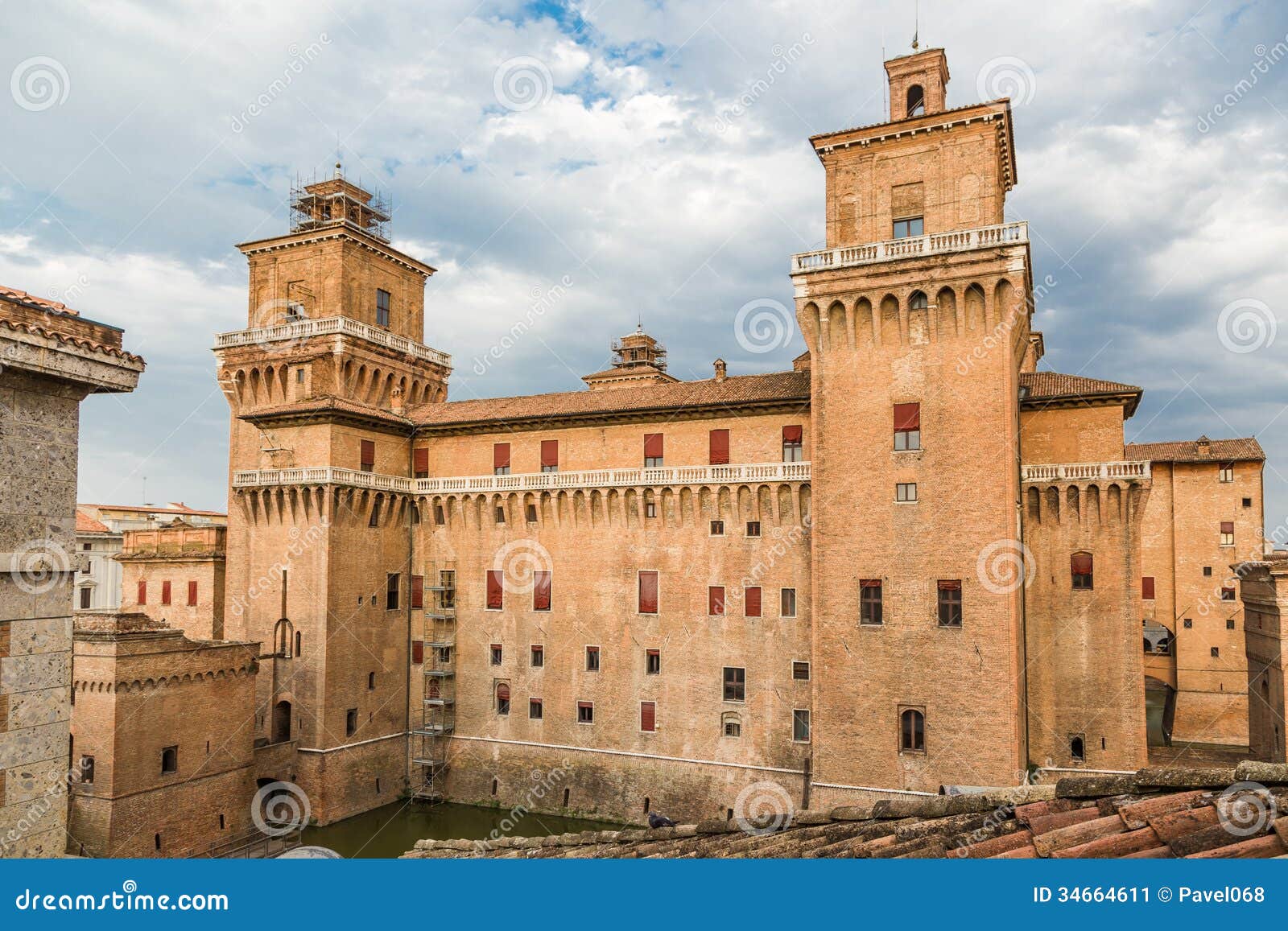 Old Estense Castle in Ferrara, Italy Stock Image - Image of colours ...
