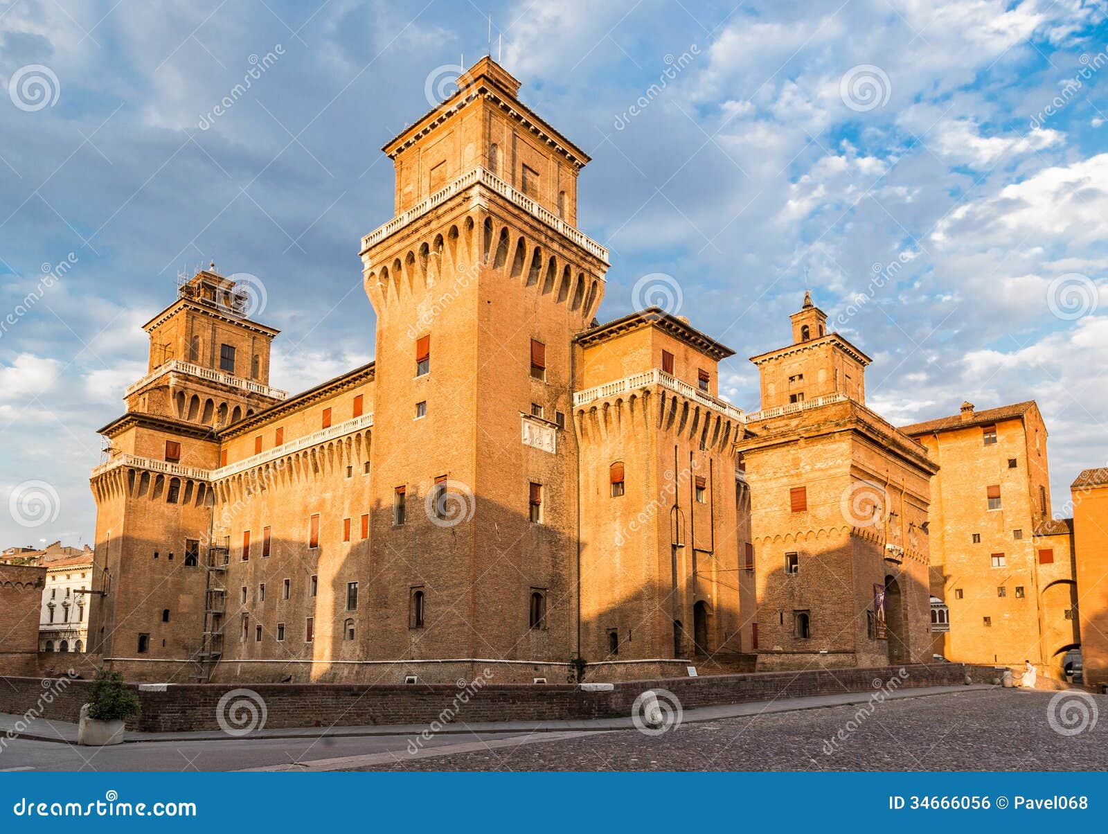 Old Estense Castle in Ferrara, Italy Stock Photo - Image of colours ...