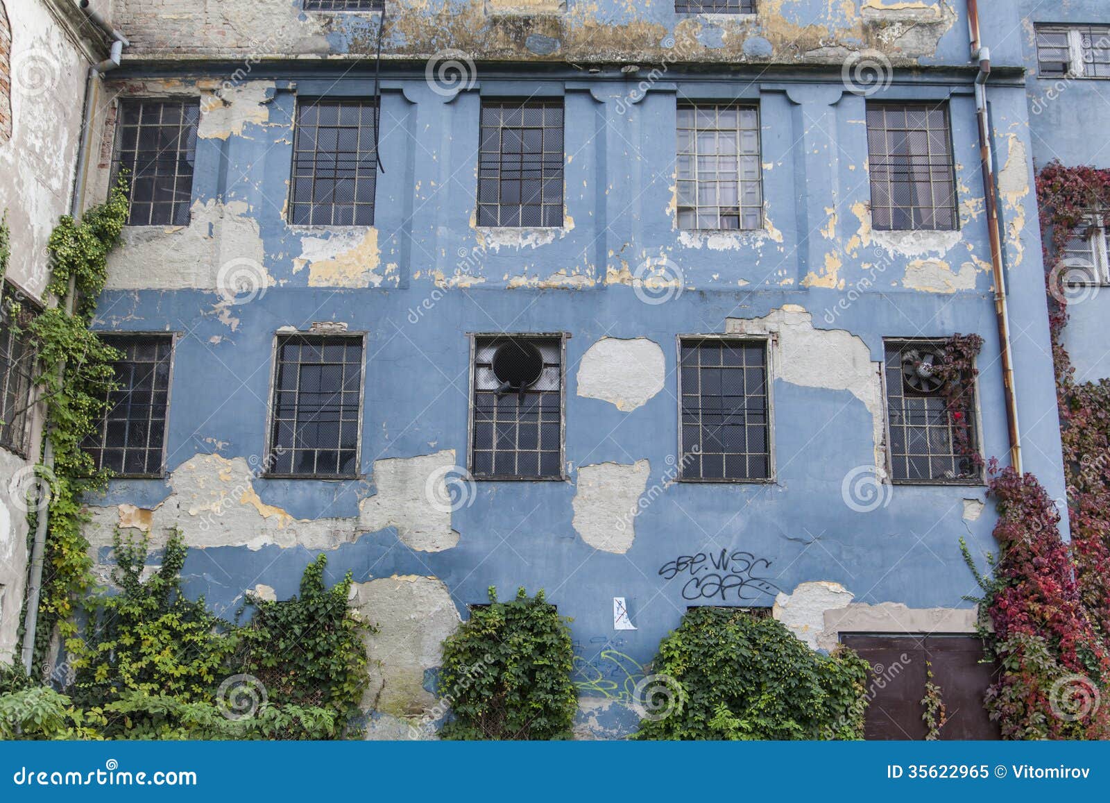 Old factory hall stock image. Image of built, ancient - 35622965