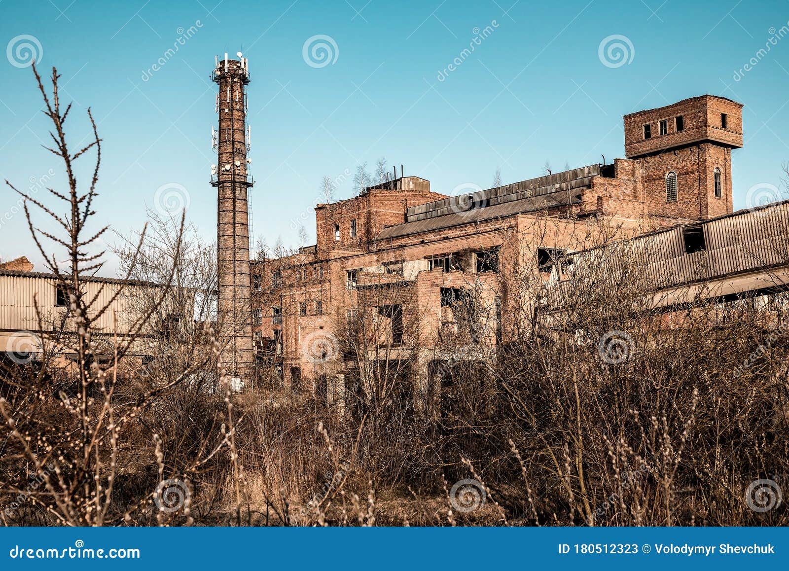 Old factory in ruins stock image. Image of husky, industrial - 180512323